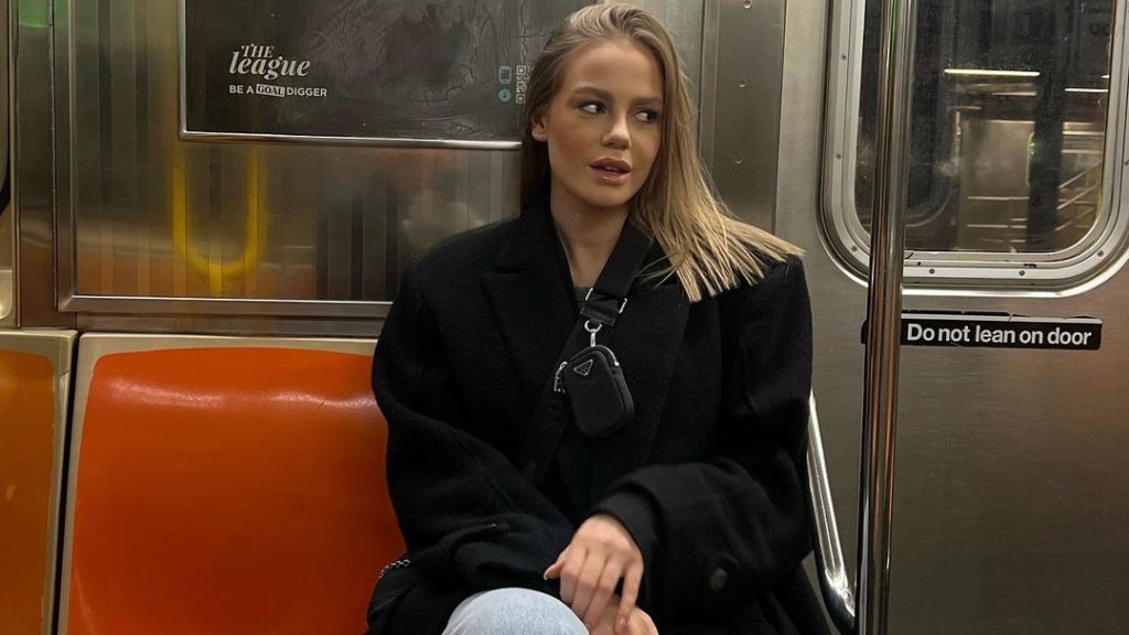 Von Liebeskummer zur Top-Speakerin: Laura „Abla“ Schmitt dankt Fans