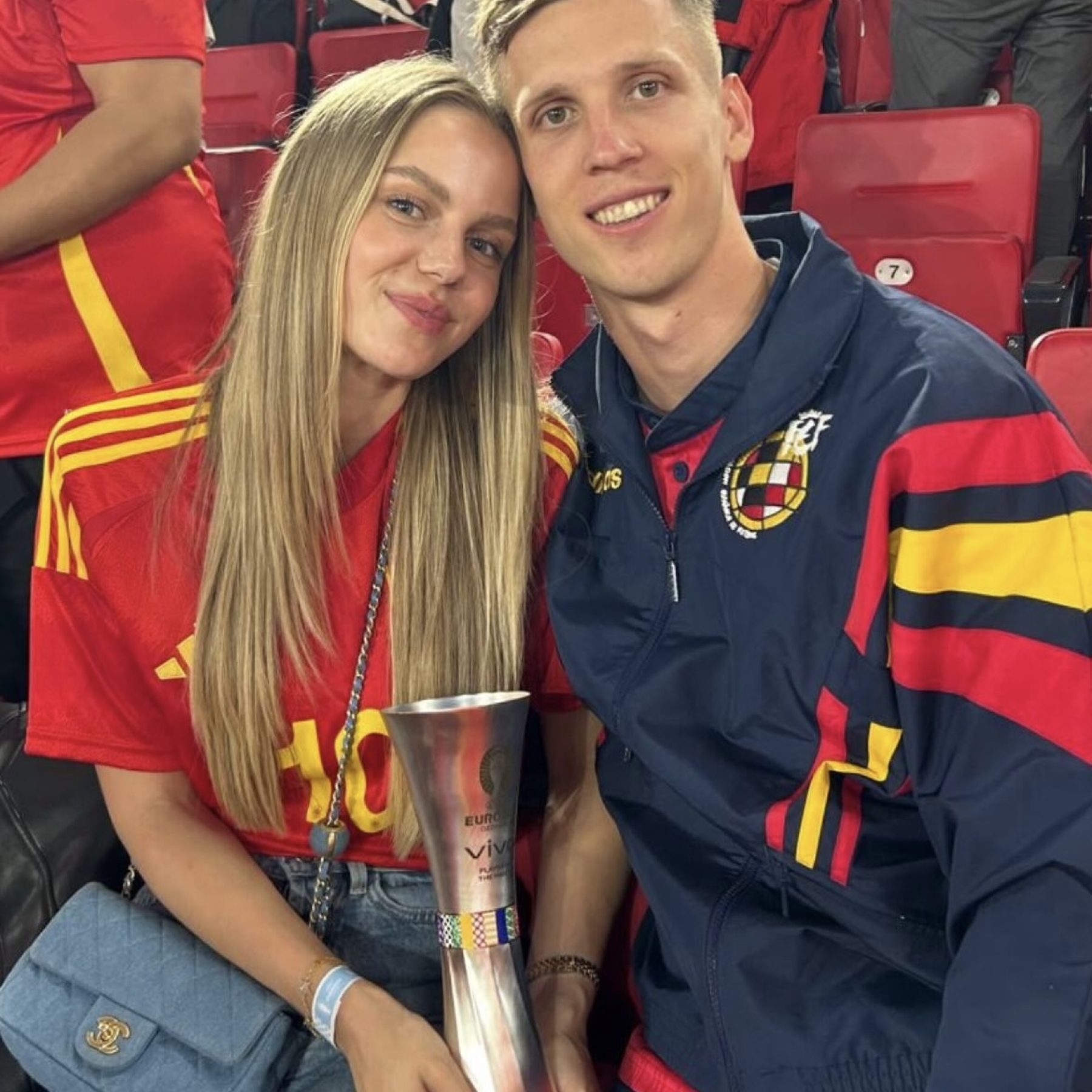 Laura Schmitt spricht über die Beziehung zu Dani Olmo