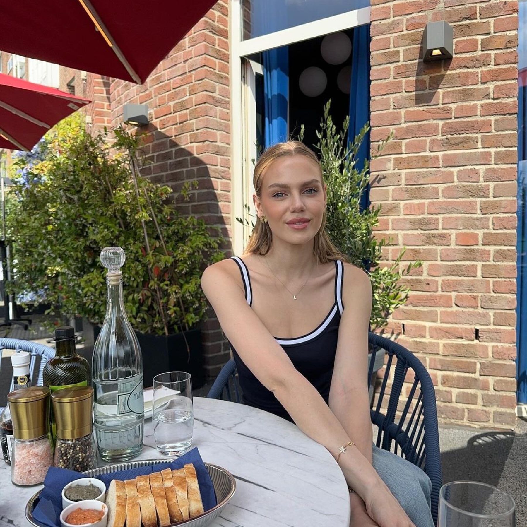 Laura Schmitt | spielerfrauen.news