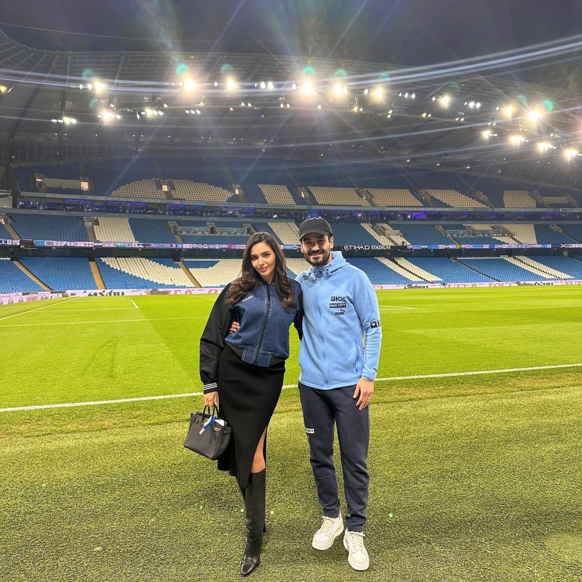 Nach Triumph gegen Arsenal: Sara Gündogan macht ihrem Ilkay eine süße ...