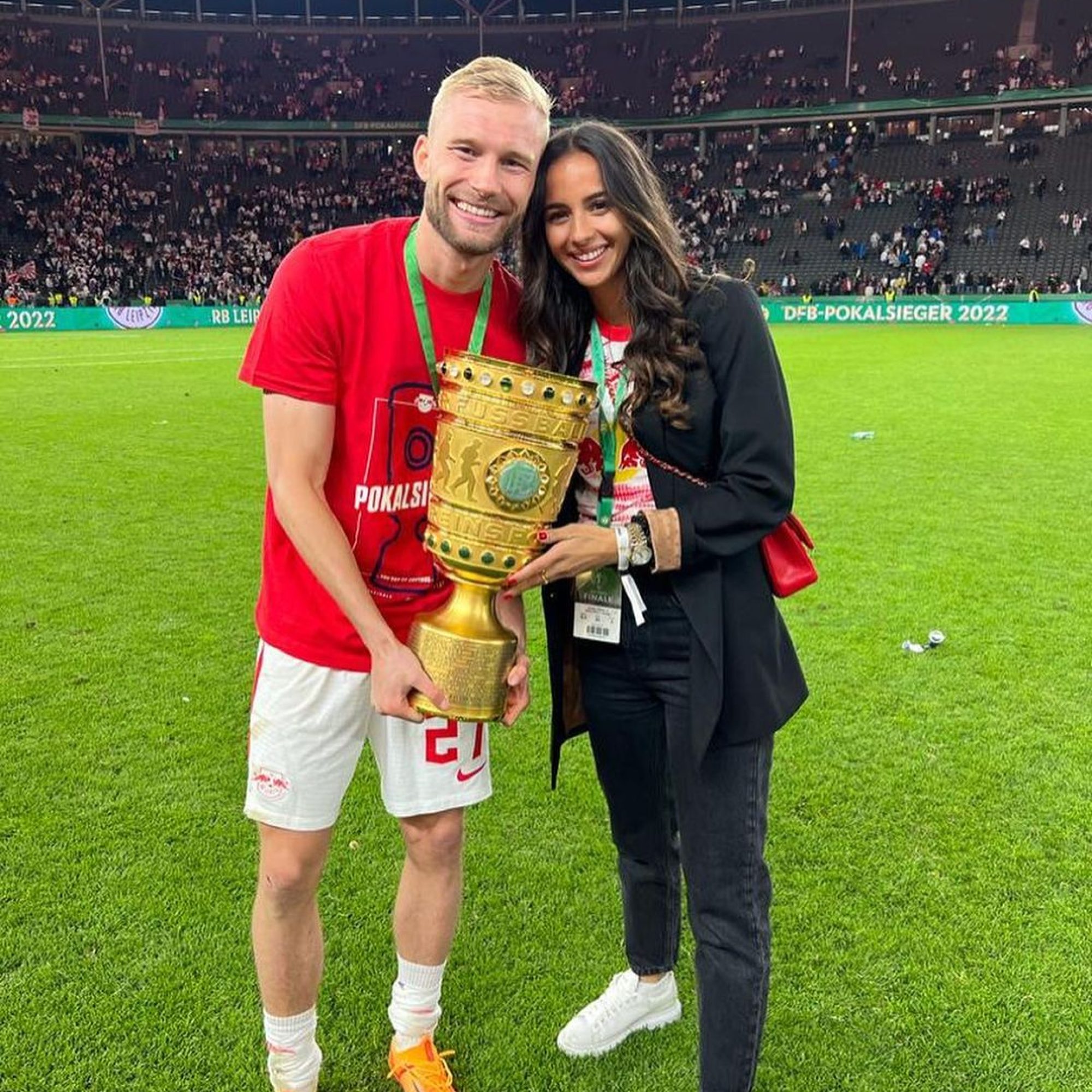 Wer ist Ines-Sarah Laimer?