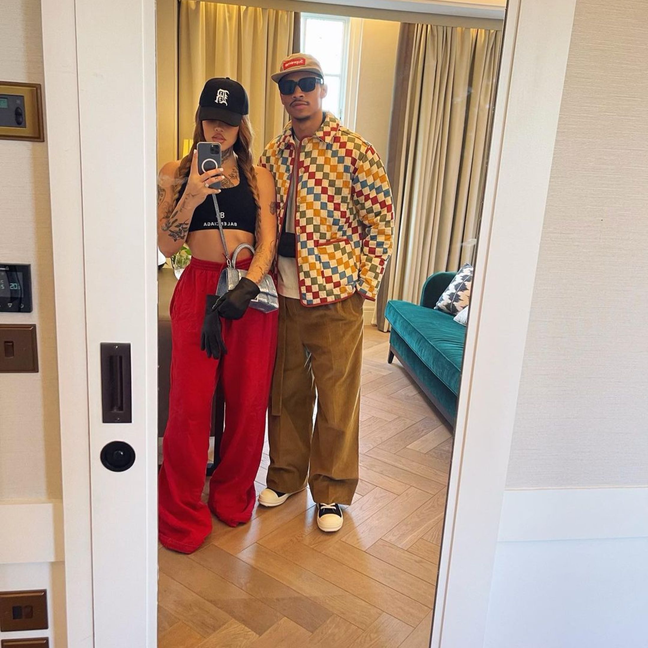 Leroy Sanes Formhoch: Diese Rolle spielt Freundin Candice Brook