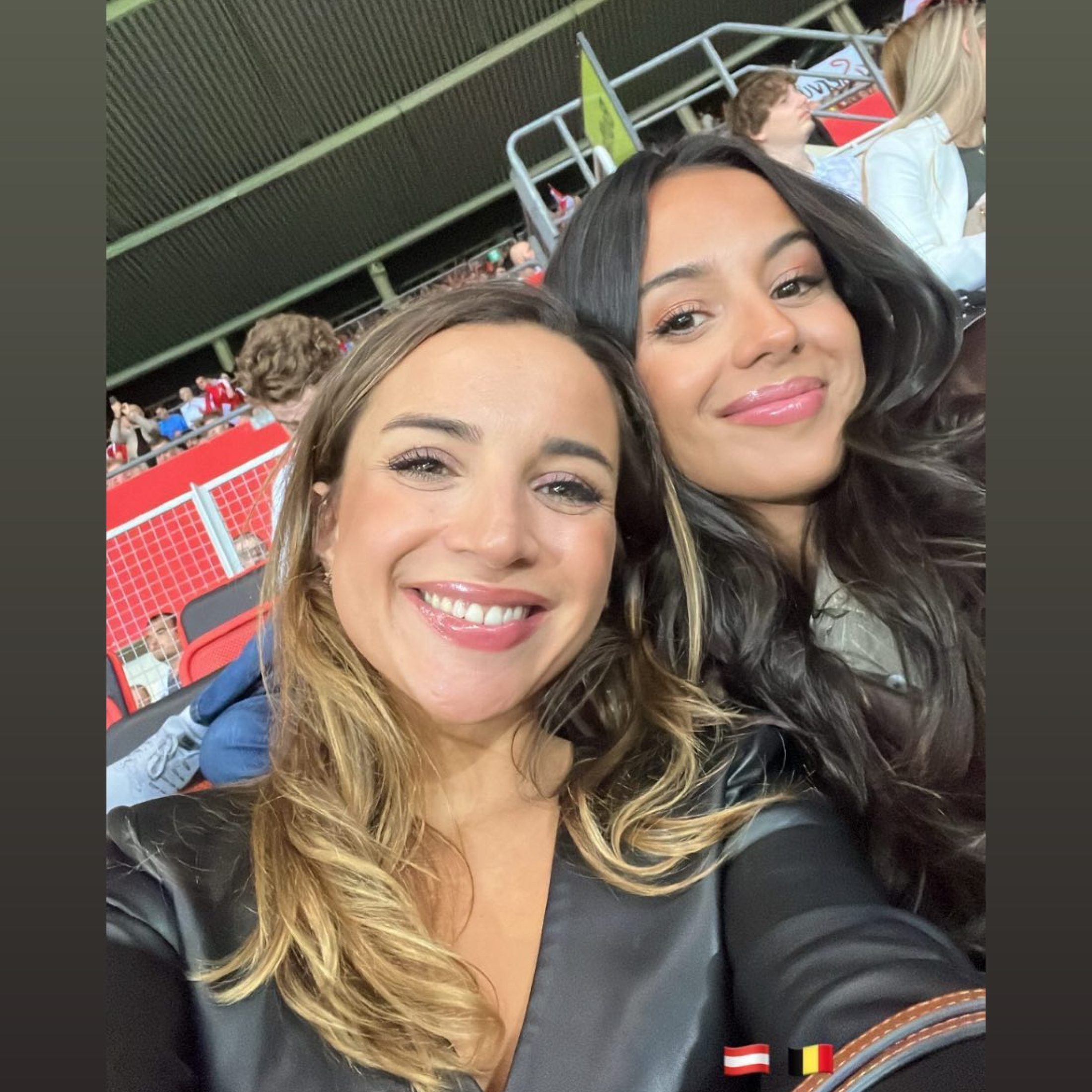 Länderspielpause im Oktober: Diese Spielerfrauen waren im Stadion